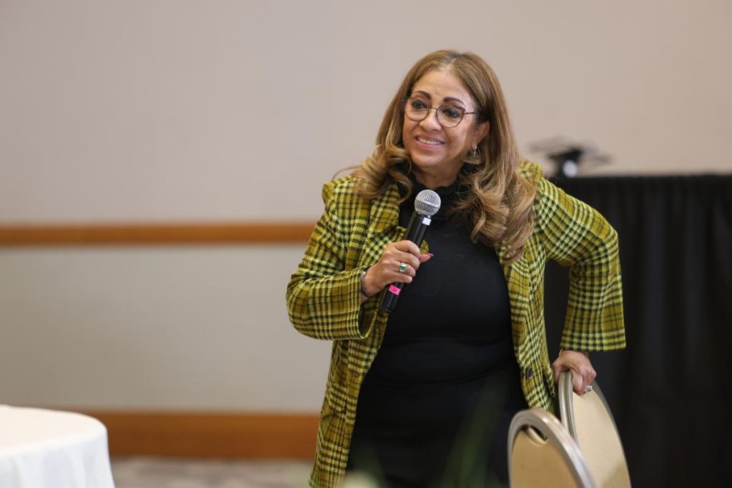 Big tech benefits but does not contribute to digital development in the ...